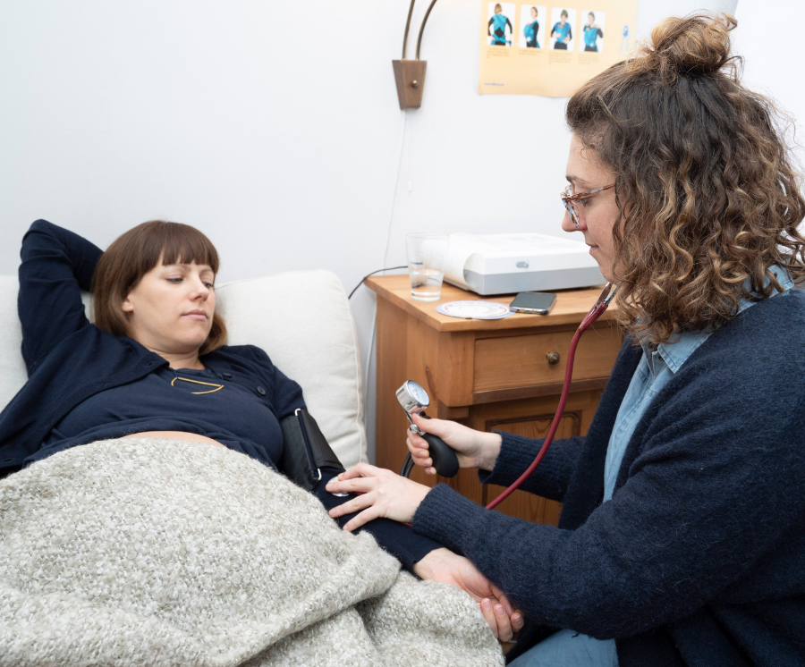 Hebamme werden und sein - Deutscher Hebammenverband